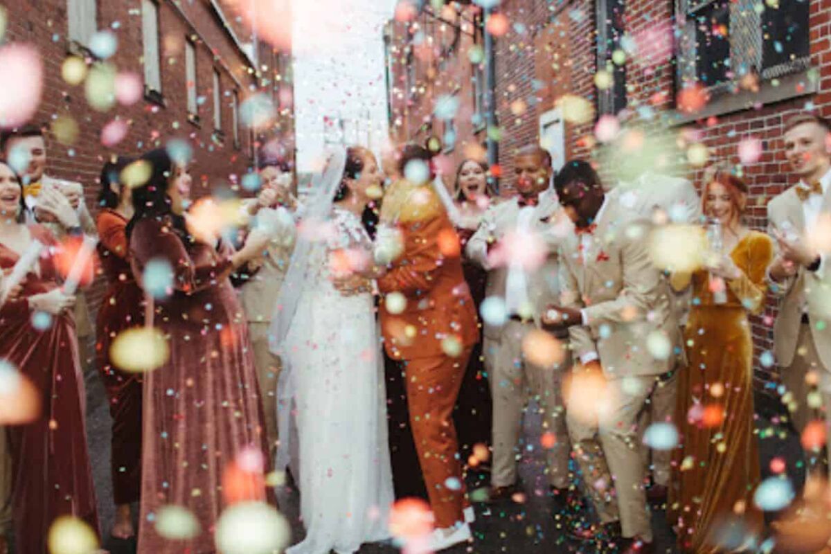 Brickyard on Main | Love Looks Good On You